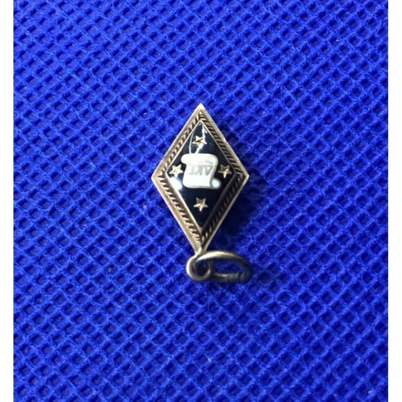 Jewelry | Antique Delta Kappa Epsilon Badge 1k Gold Dke Deke Greek ...